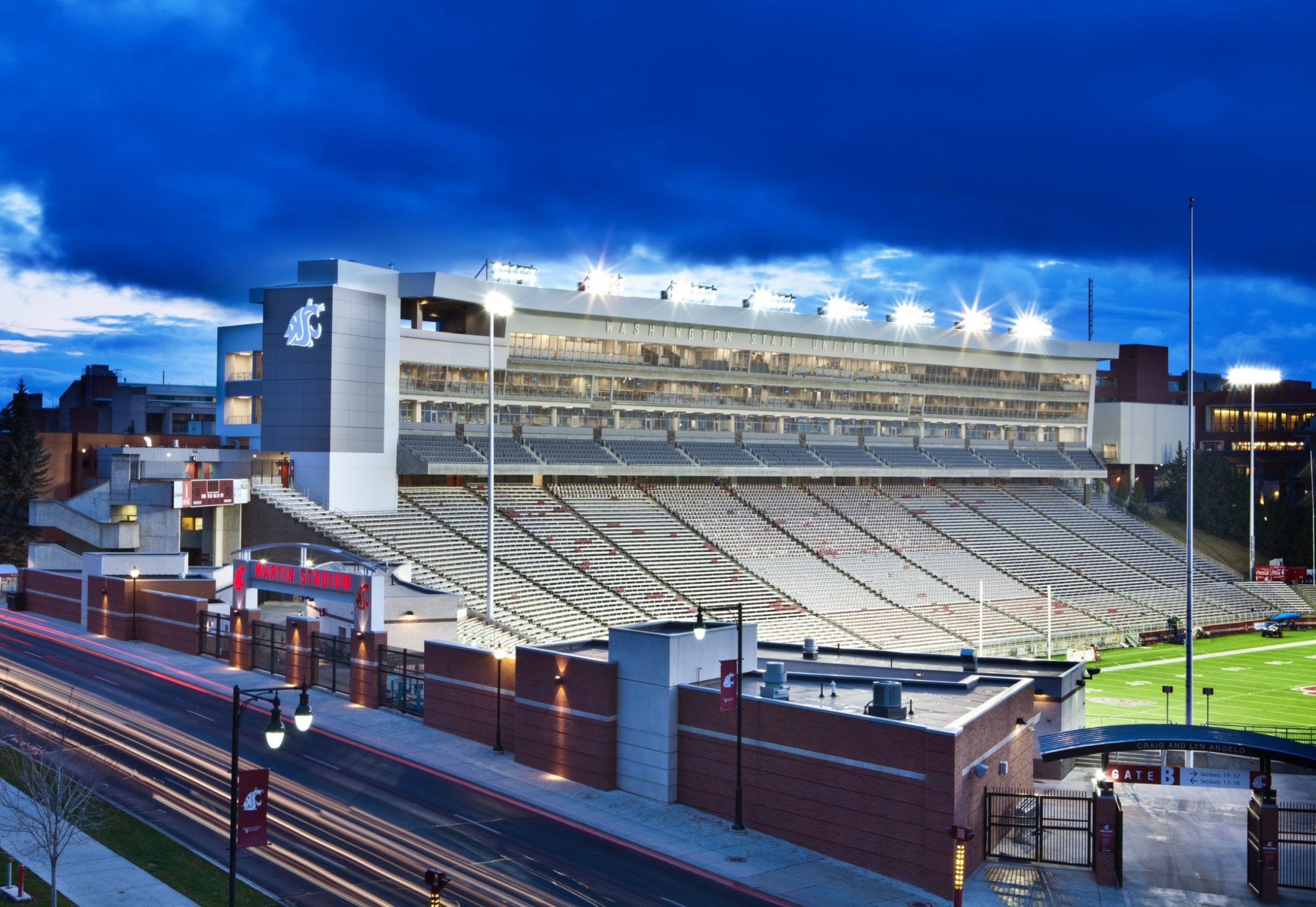 Hoffman Construction — WSU Martin Stadium
