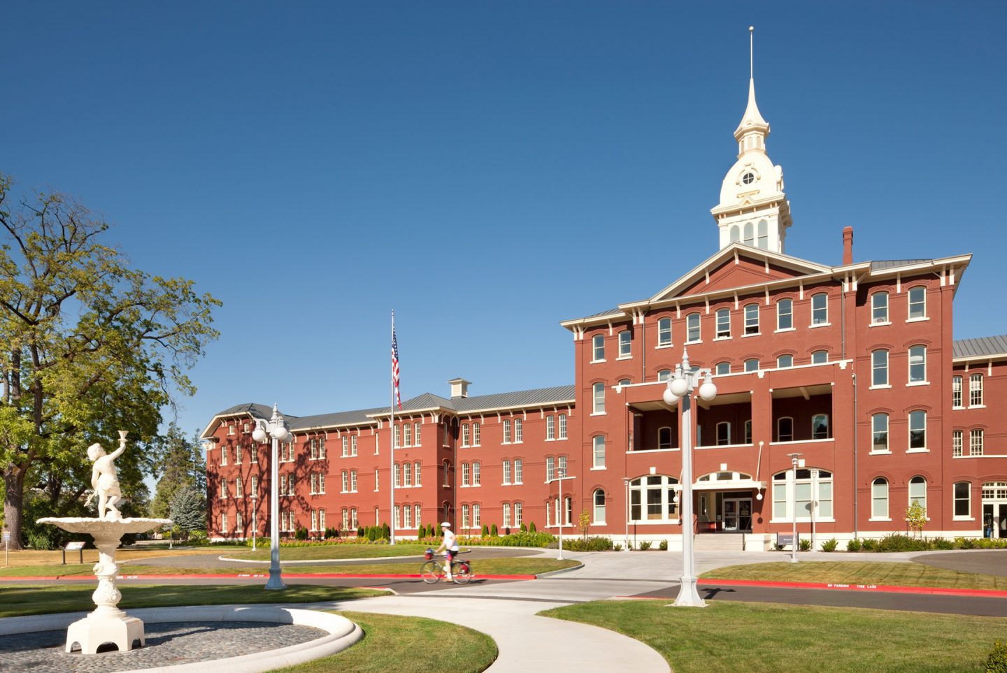 Hoffman Construction — Oregon State Hospital Replacement